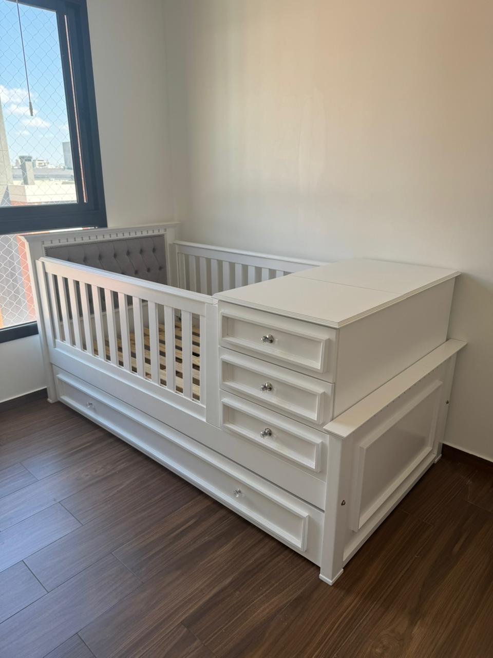 CUNA FUNCIONAL RESTORATION, CON CAPITONE AMPLIO EN CABECERA – MBR Muebles